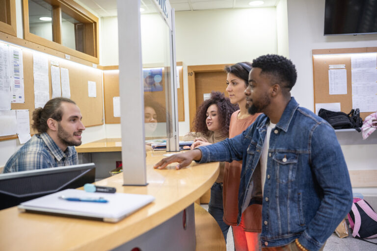 Financial Aid 101: What Low-Income Students Need to Know in 2025 ...